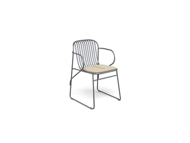 RIVIERA Steel garden chair with armrests By Emu | design LucidiPevere