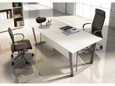 VESSEL Rectangular melamine-faced chipboard executive desk By Styloffice