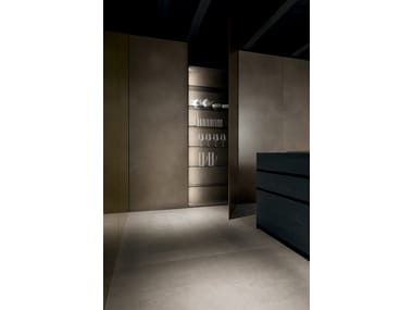 Cedarwood kitchen with island with integrated handles FLY FLOAT Fly Collection By MODULNOVA