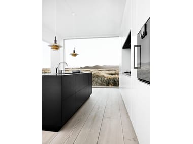 FORM 45 - BLACK OAK Solid wood kitchen with push to open doors By ...