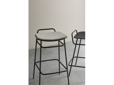 FOSCA High metal stool with padded seat By Blasco&Vila | design ...