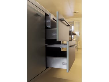 FRAME KITCHEN 3 UNITS Metal mini kitchen with handles By Fantin ...