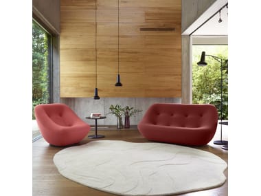 GAVRINIS 3 Solid-color handmade wool rug By Ligne Roset | design Pierre ...