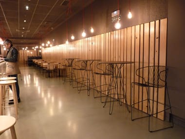 CAPRI Round steel high table By ISIMAR