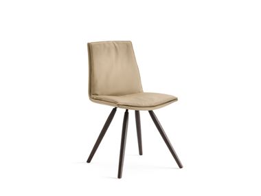 LARA Upholstered leather chair By EFORMA