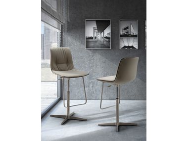 LISA High height-adjustable leather stool with 4-spoke base By EFORMA