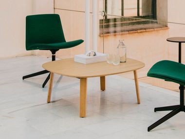 Lounge Tables | Furnishing For Public Buildings | 32 | Archiproducts