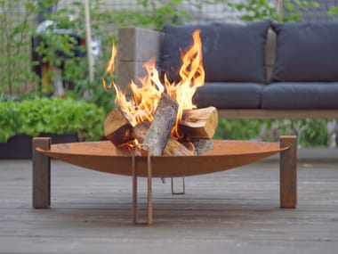 Cesta de fuego en acero al carbono MAAR By Arpe studio