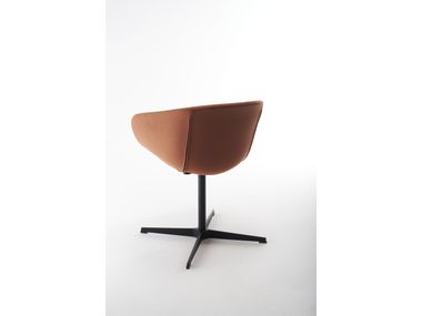 MAYA CR UP With 4-spoke base tanned leather chair By SOFTLINE 1979