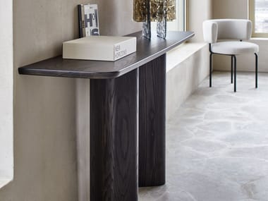 OSO Console table By more