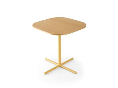 Tavolo quadrato con base a 4 razze NOTABLE NT T0HS Collezione Notable ...