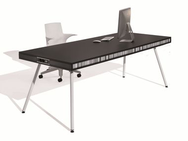 Melamine-faced chipboard Office desks | Archiproducts