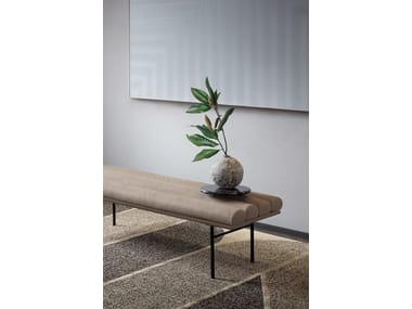 PAN FLUTE Leather bench seating By Saba Italia | design Paolo Grasselli