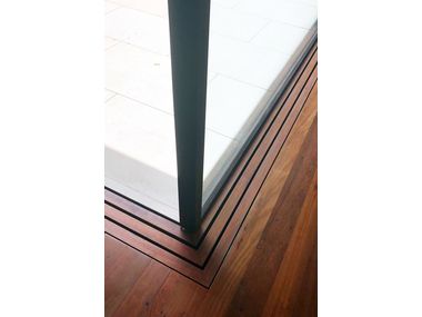 AH! INVISIBLE FRAME Window By panoramah!