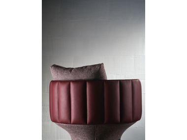 PARADISE BIRD | Swivel armchair By Wittmann design Luca Nichetto