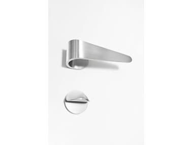 FOLD Stainless steel door handle with lock By Formani | design Tord Boontje