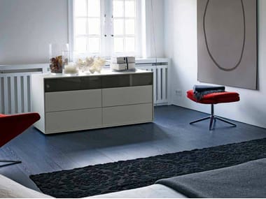 DADO | Chest of drawers By B&B Italia design Studio Kairos