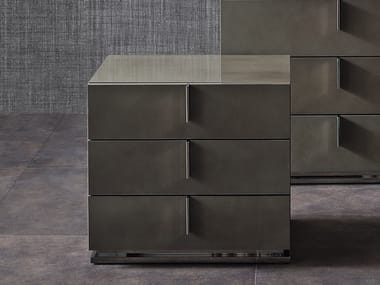 ARI | Bedside table By Flou design Mario Dell'Orto, Emanuela Garbin