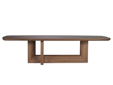INDIGO | Dining table By SELVA design Leonardo Dainelli