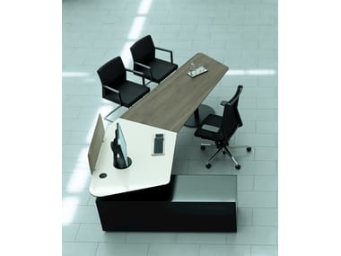 CONSULT 办公桌 By BENE