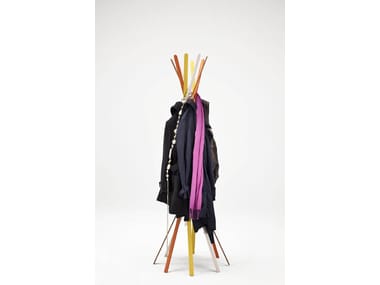 TWIST Coat rack By Casamania & Horm