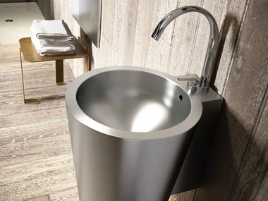 Metal Washbasins and Bathtubs | Archiproducts