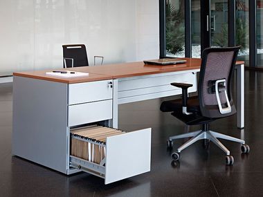 VITAL PLUS Workstation desk By ACTIU