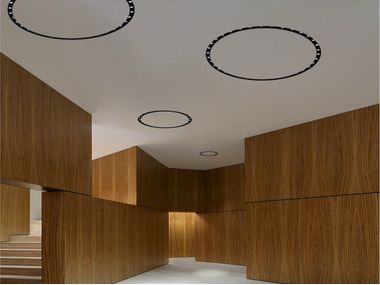 CIRCLE OF LIGHT Linear lighting profile By Flos