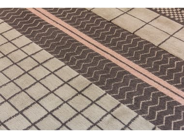 Handmade wool rug with geometric shapes QUADRO CELESTE #34 Signature ...