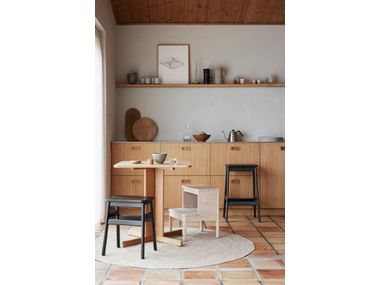 QUATREFOIL Table By Form & Refine