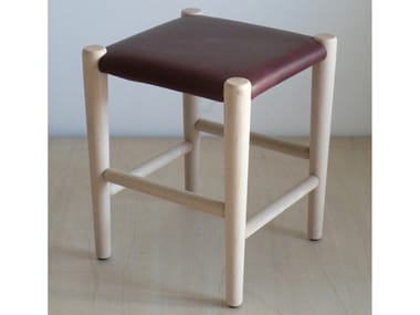 S2 | Stool with back By Temps Libre design Virginie Lobrot