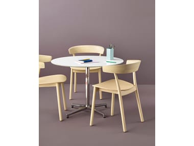 SAIBA Round table with star base By Herman Miller | design Naoto Fukasawa