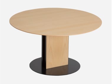 SANDWICH | Round table Round ash table By Vergés | design UNTALLER