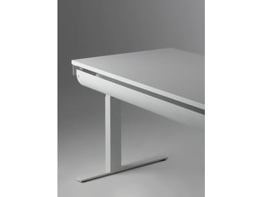 STENO office desk By gumpo