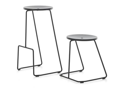 TIKI BAR STOOL | Garden stool Tiki Collection By Extremis design Dirk ...