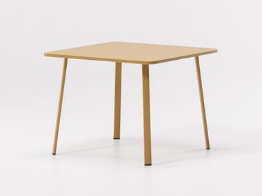 Garden Tables Revit | Archiproducts