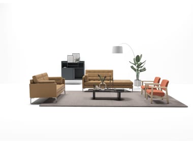 WIDE Fabric and wooden easy chair with armrests By grado design