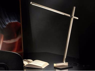 XY 台灯 By PURALUCE