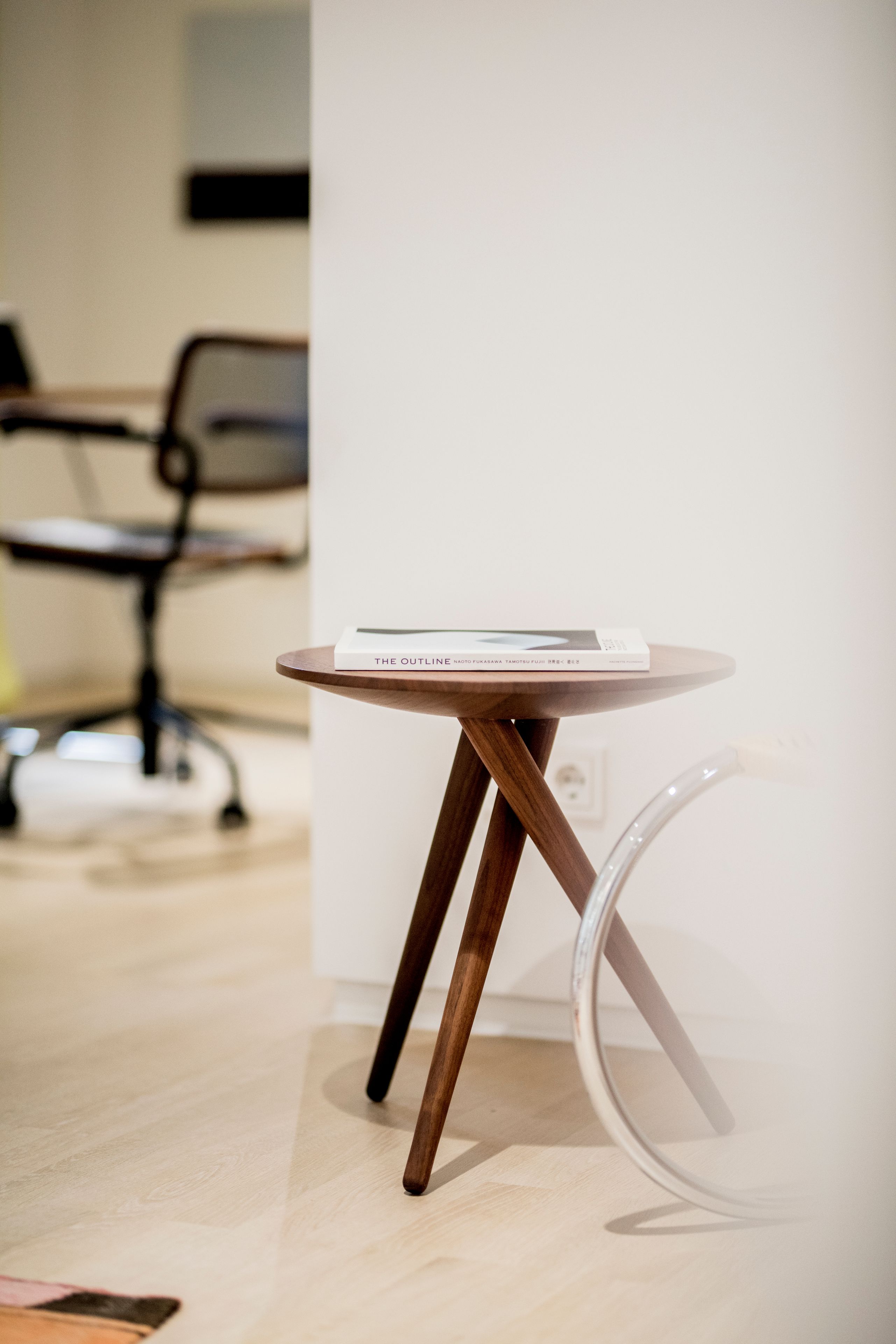 1025 | Coffee table By Thonet design James Van Vossel