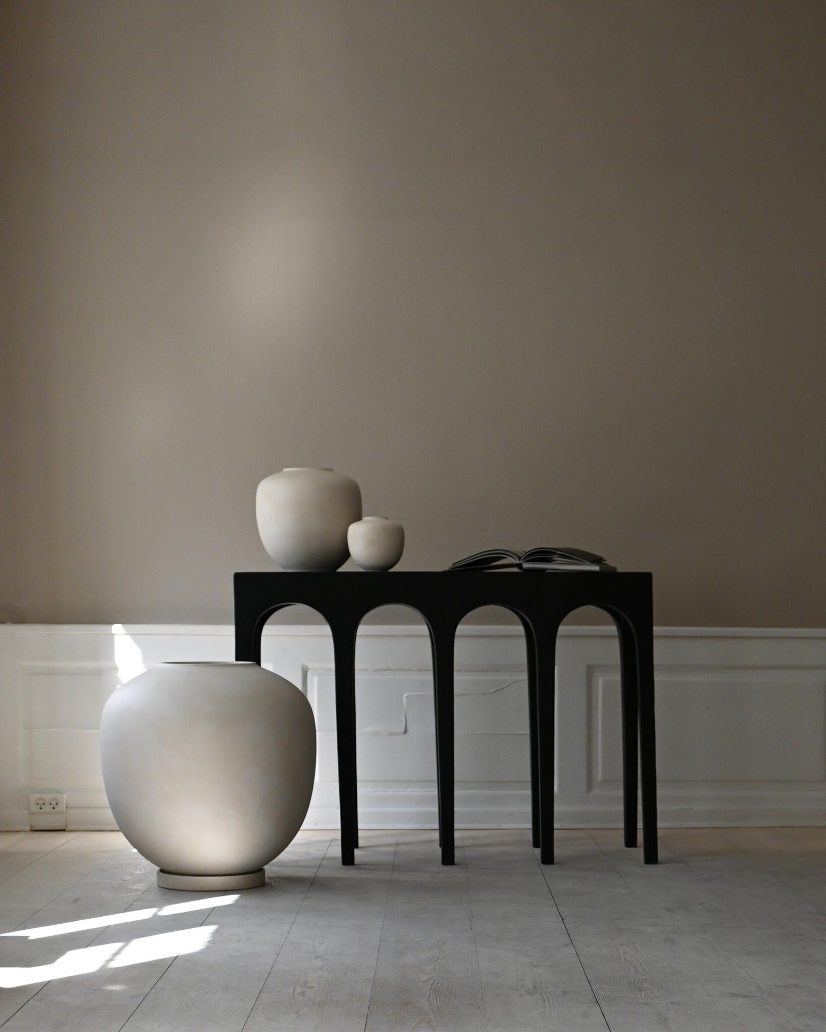 BOW CONSOLE BIG Rectangular fiber cement console table By 101 ...