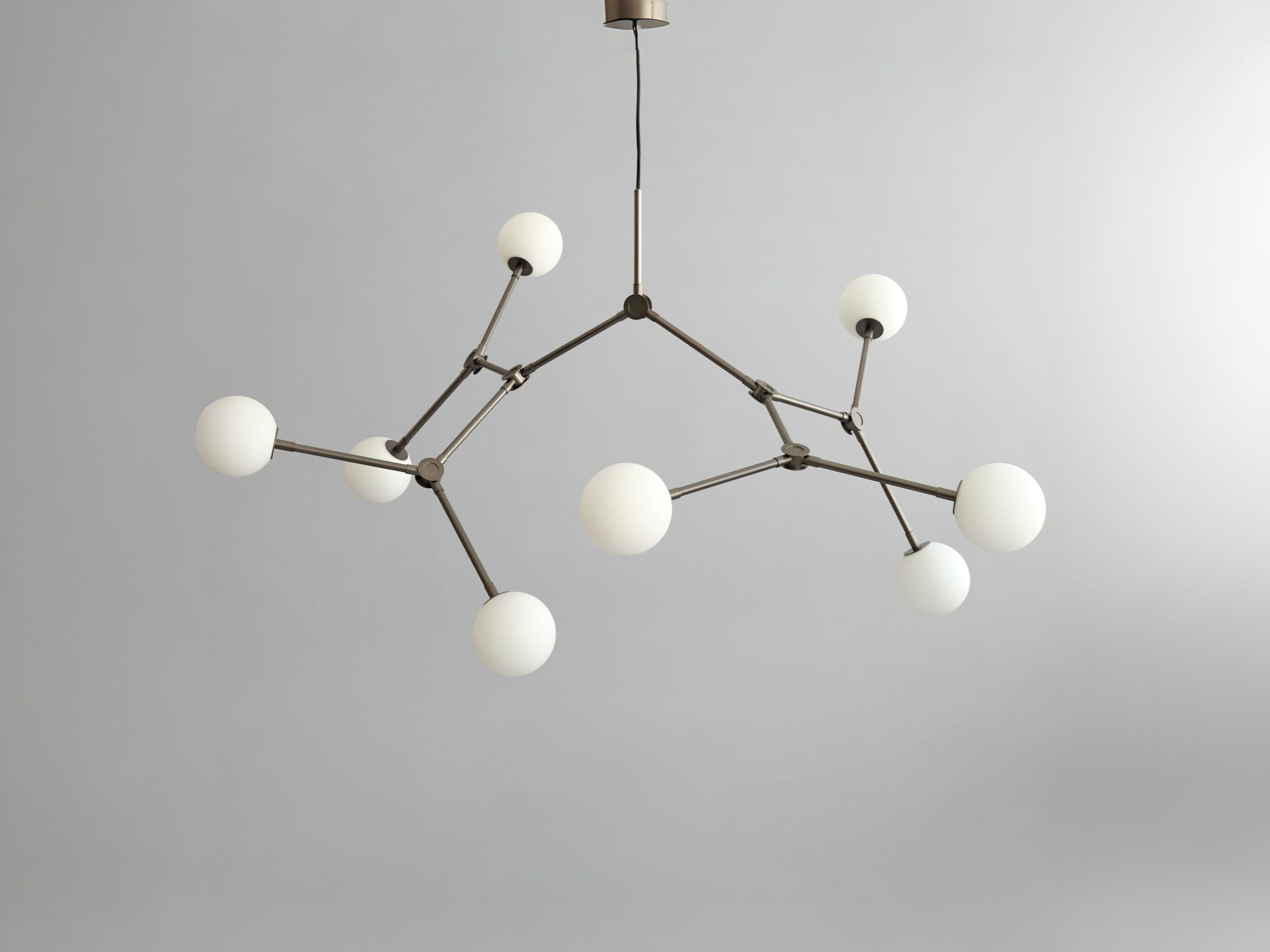 DROP CHANDELIER BULP GRANDE Lüster aus Metall By 101 Copenhagen