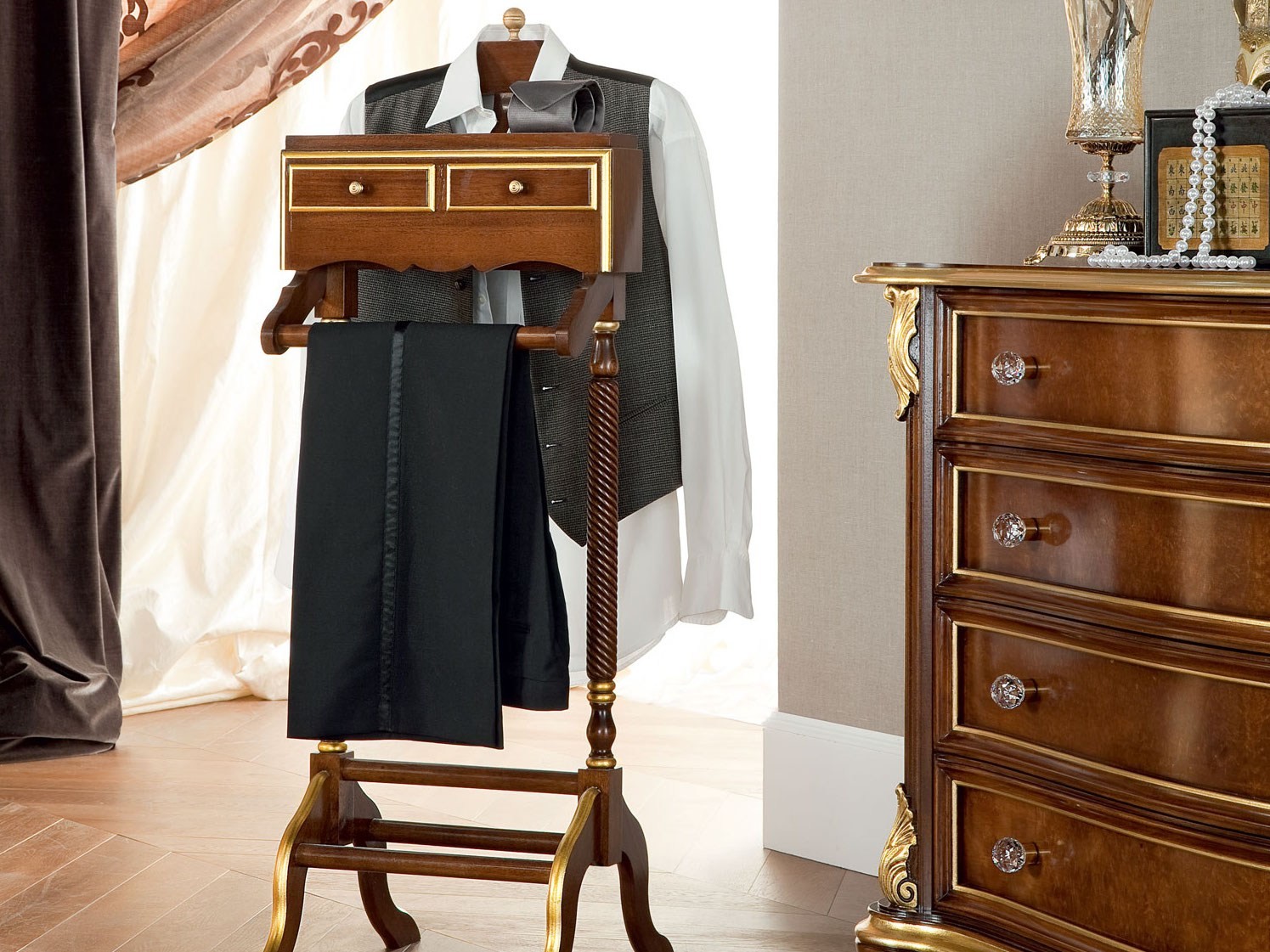 13630 | Valet stand Valet stand By Modenese Luxury Interiors