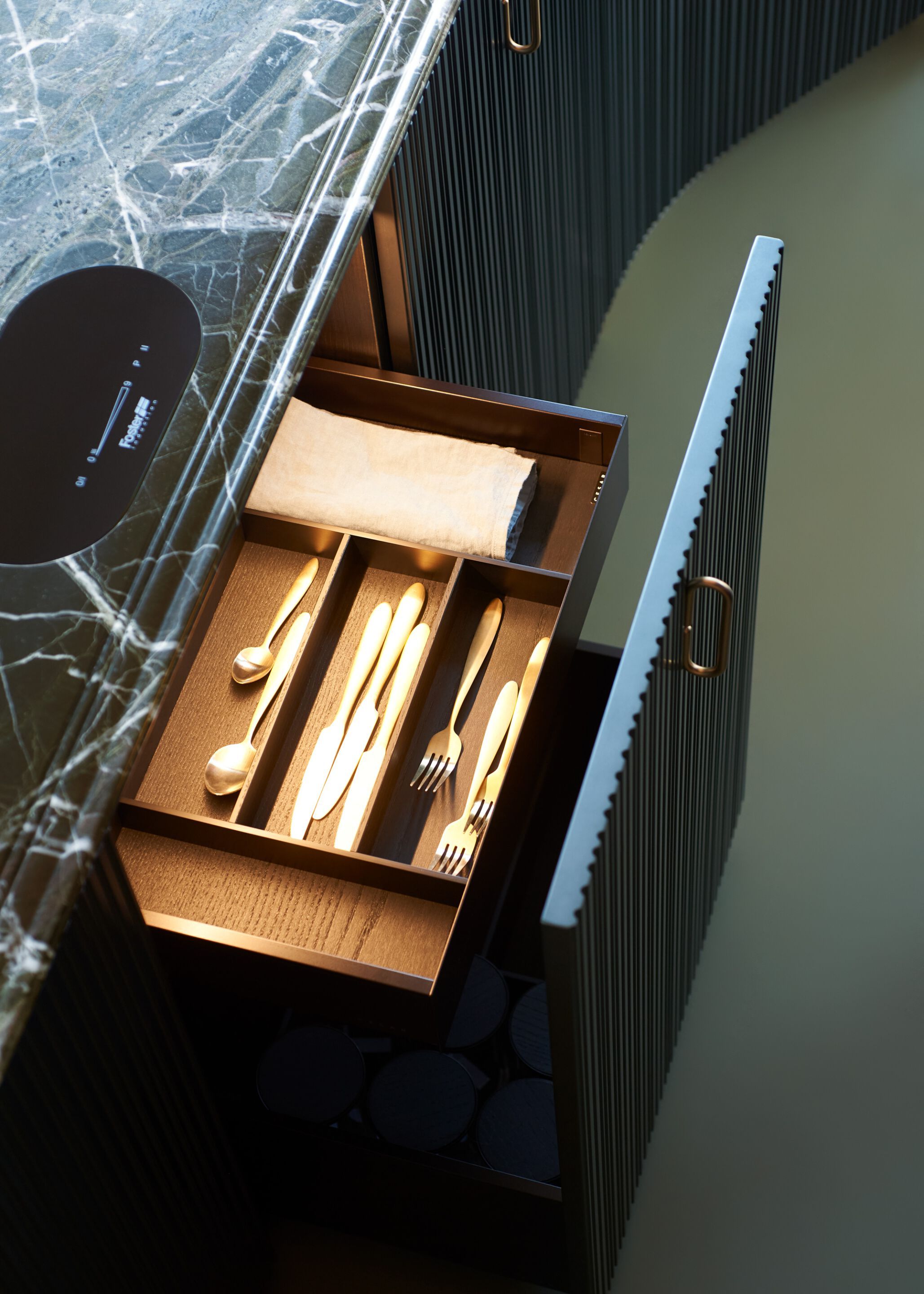 TANGRAM Kitchen By Cesar