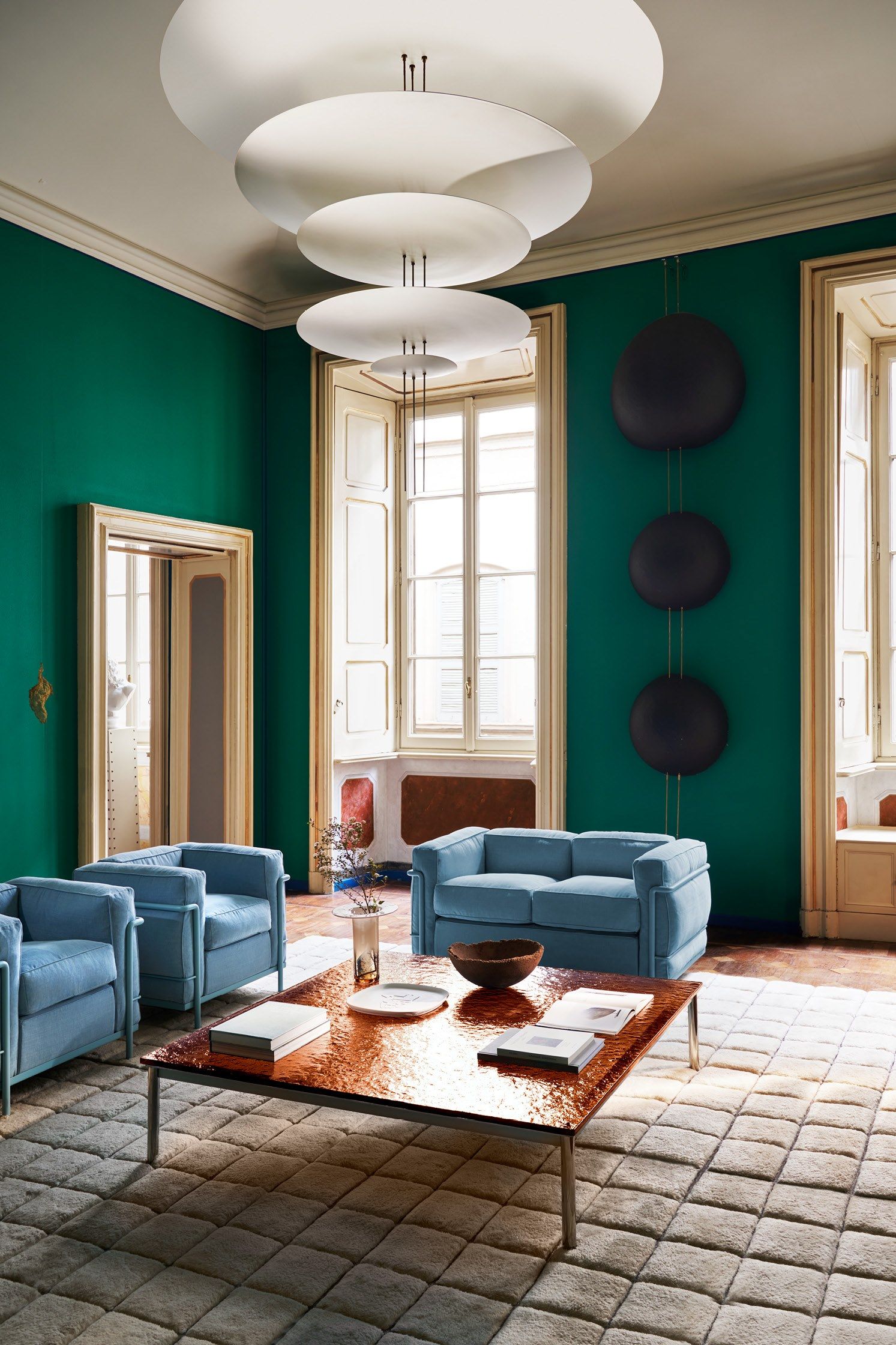 2 FAUTEUIL GRAND CONFORT, PETIT MODÈLE D Armchair By Cassina | design ...