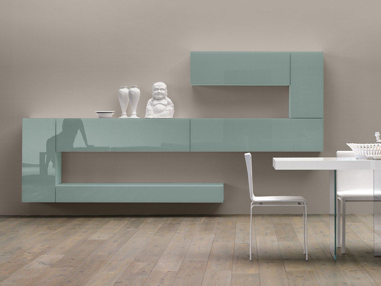 36E8 LACQUERED AND GLASS | Storage wall By Lago design Daniele Lago