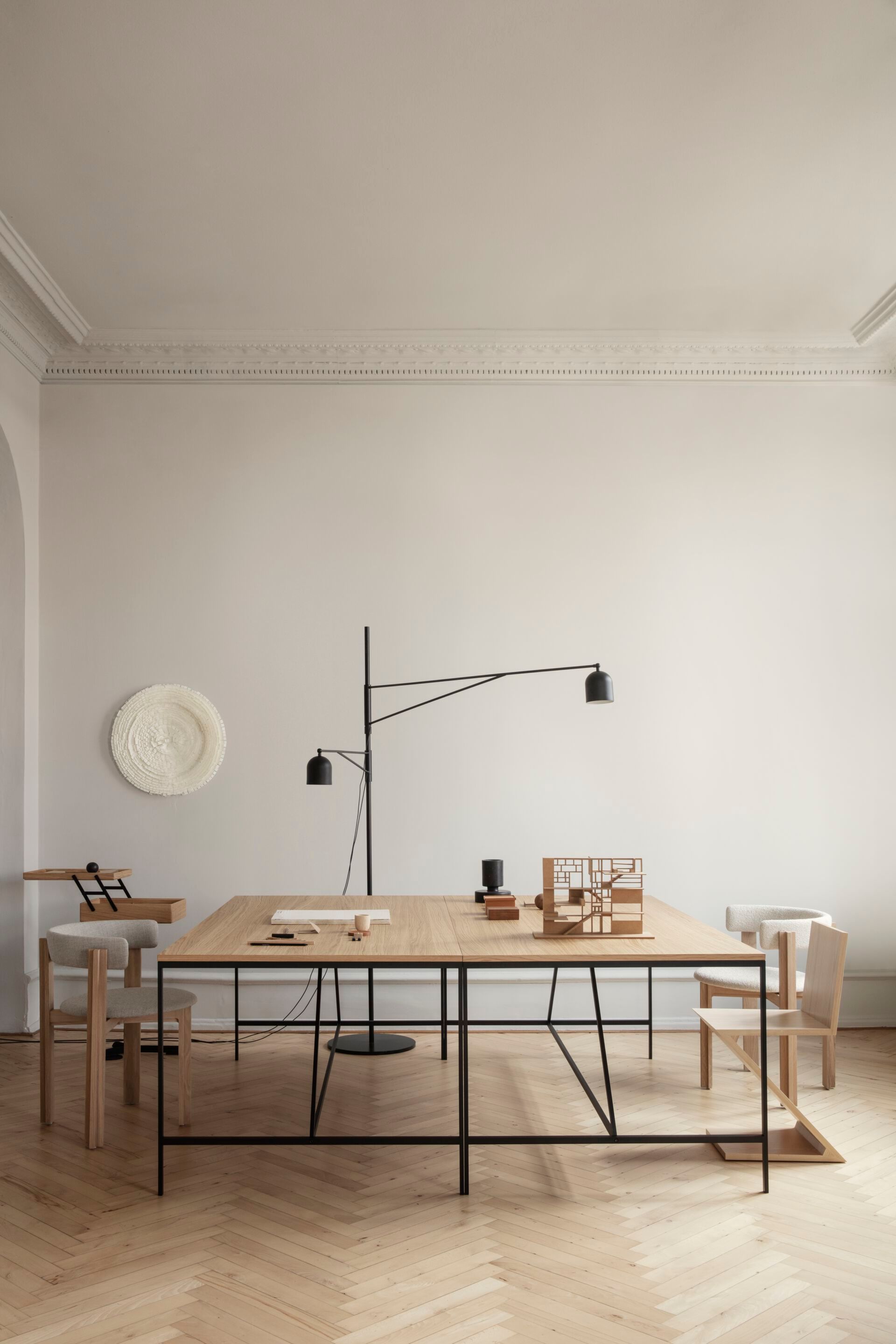 PRINCIPAL Chair By Karakter