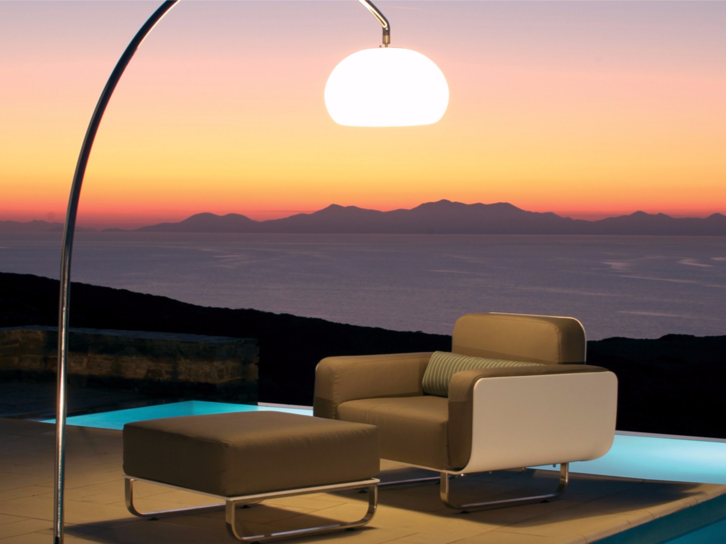 Stainless steel floor lamp 60T By Royal Botania