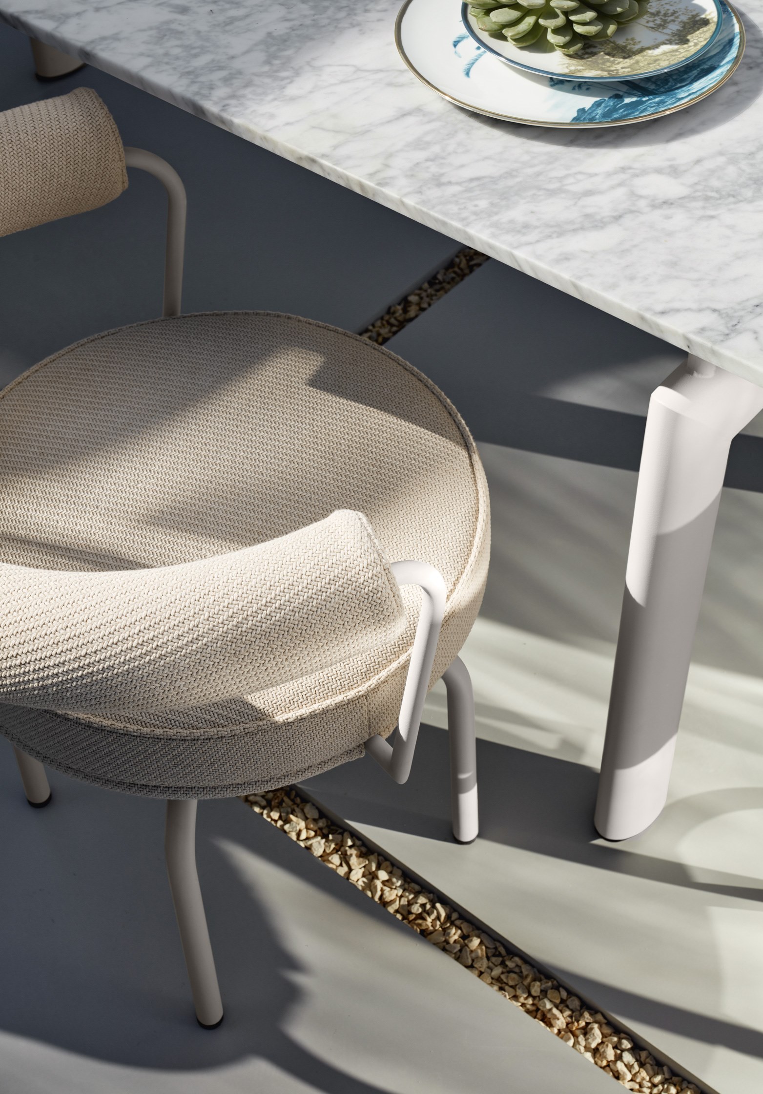 7 FAUTEUIL TOURNANT, OUTDOOR Garden chair By Cassina | design Charlotte ...