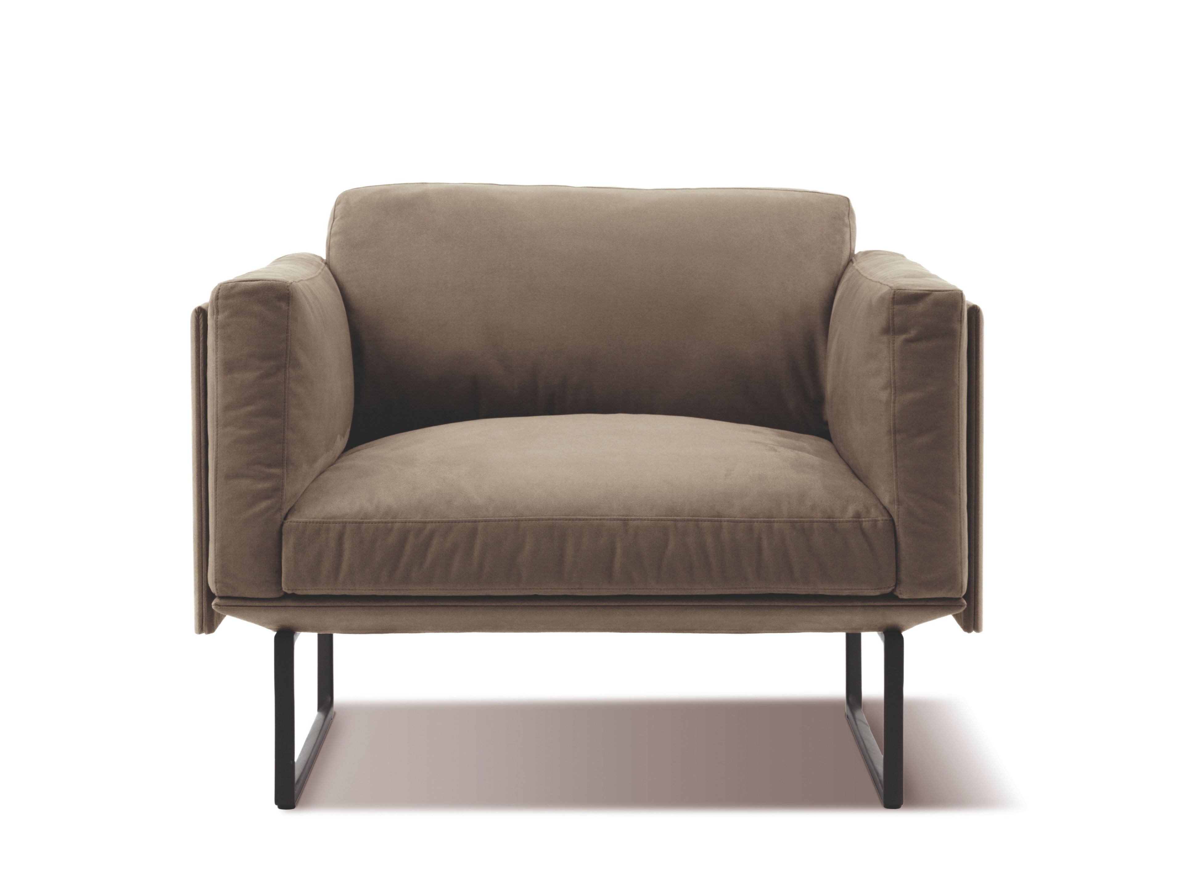 8 | Armchair By Cassina design Piero Lissoni