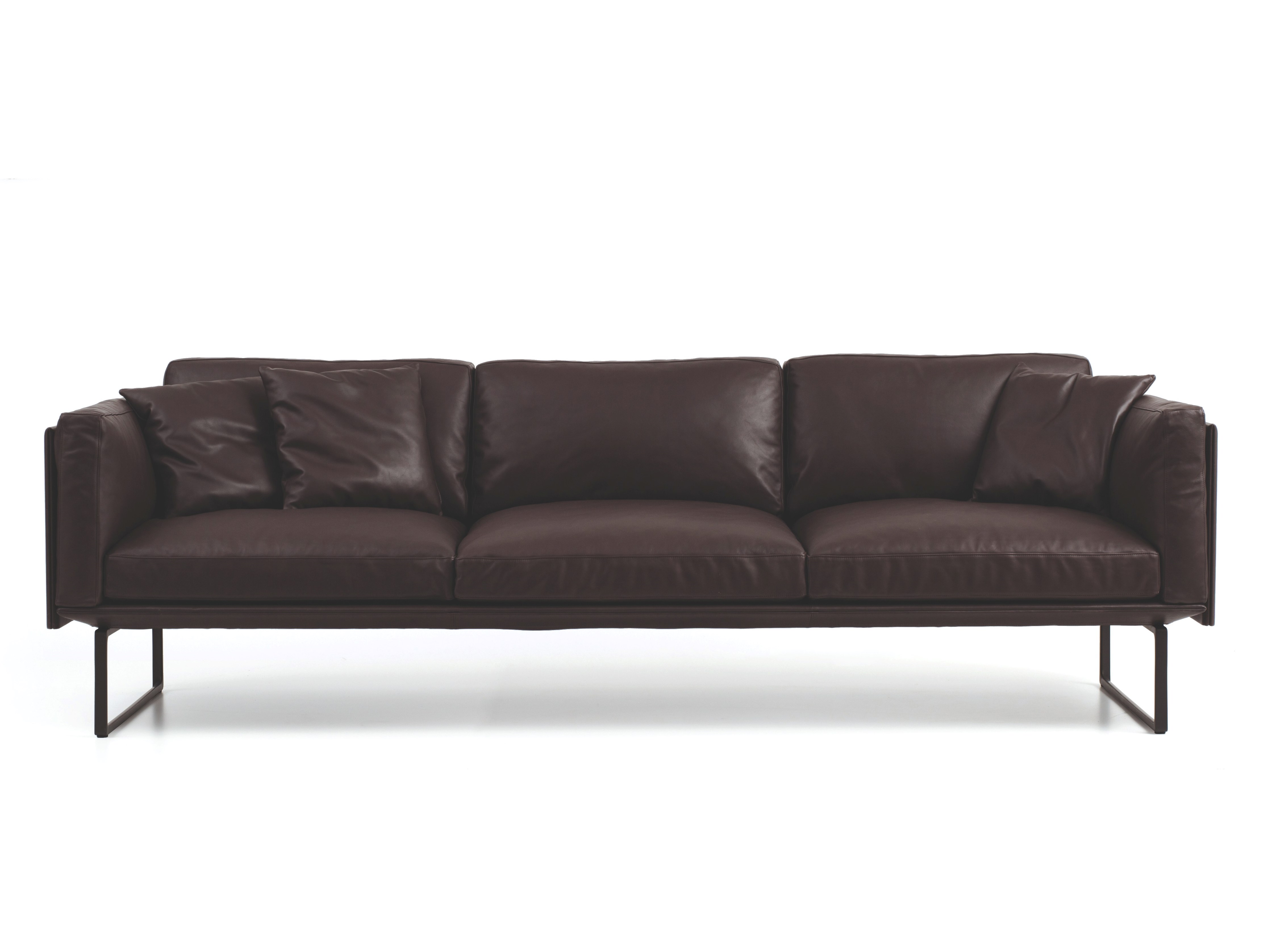 8 | Leather sofa By Cassina design Piero Lissoni